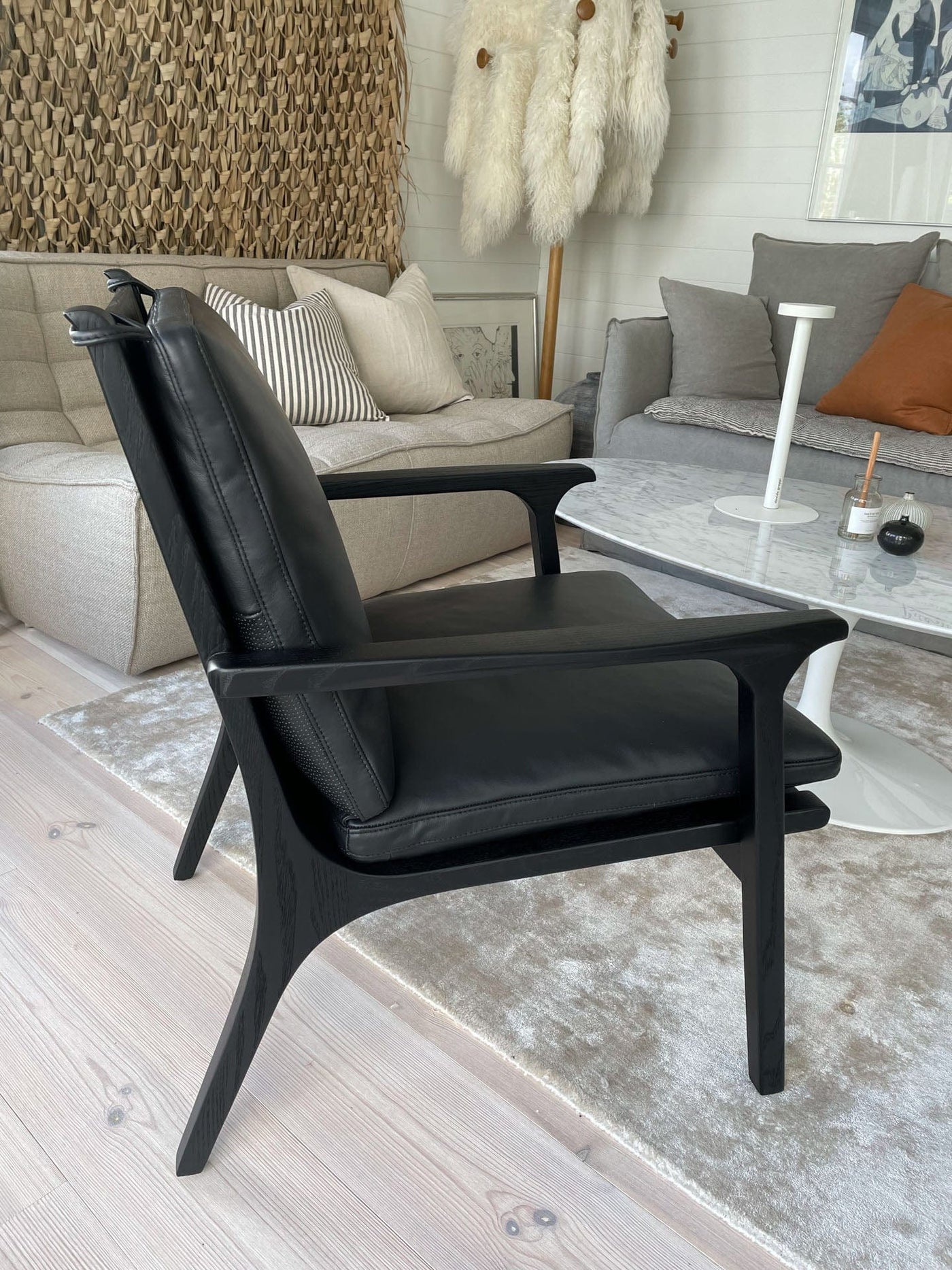 Hugna møbler på nett til stuen, spisestuen, soverommet